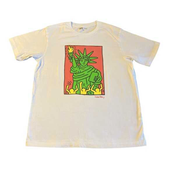 Uniqlo | Tops | Graphic Tshirt With Statue Of Liberty Design | Poshmark